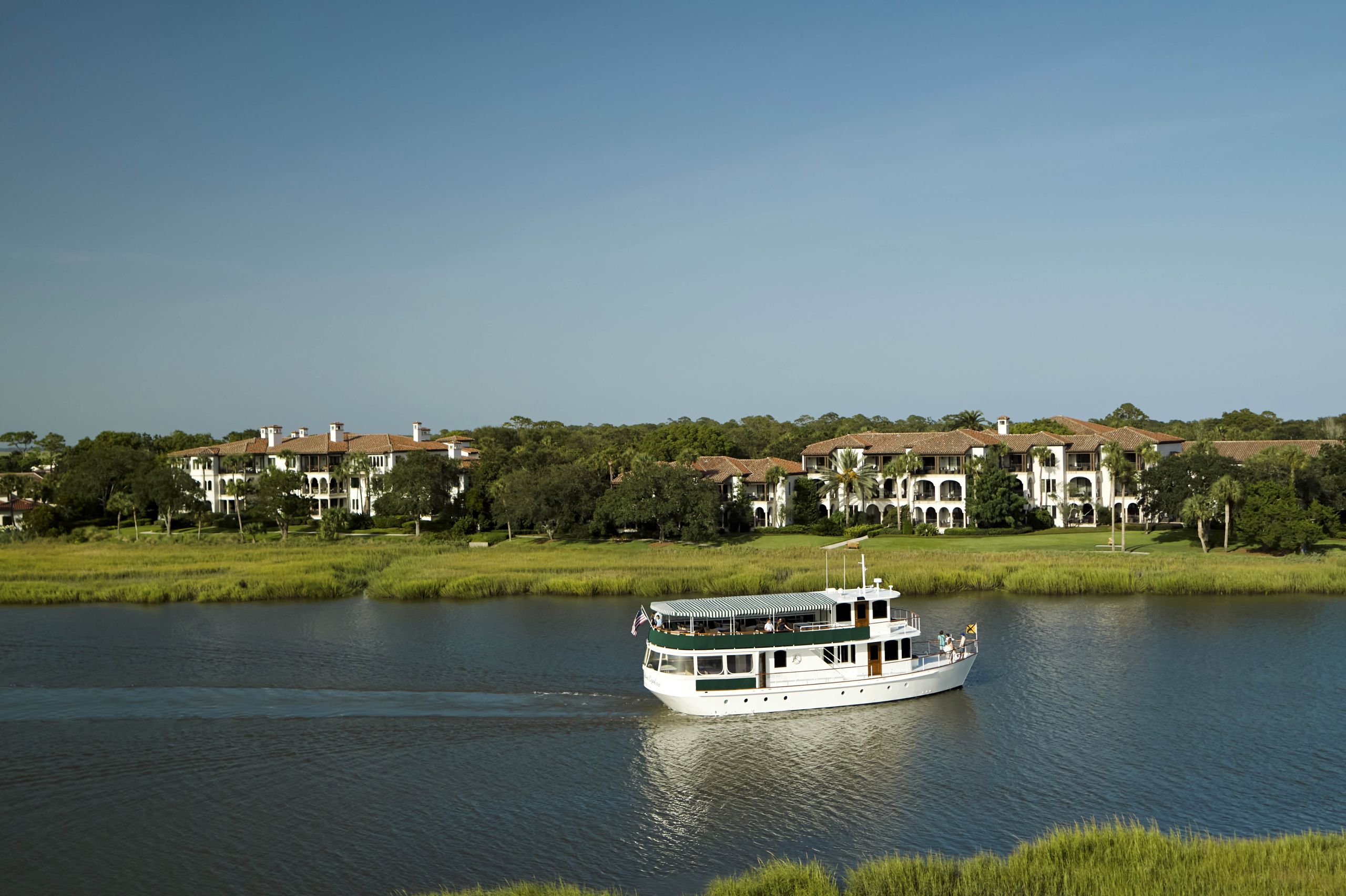 Pre-Dinner Cocktail Cruise on the Sea Island Explorer | Sea Island Resort
